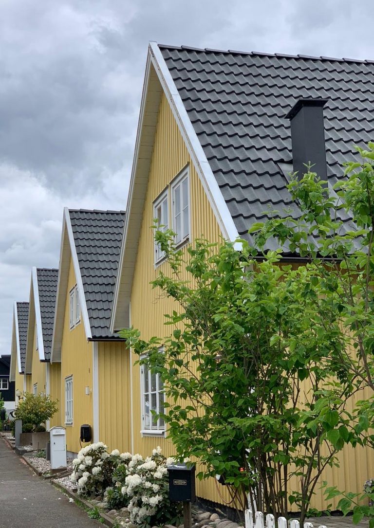 Taktvätt - Experter på takrengöring och mossborttagning